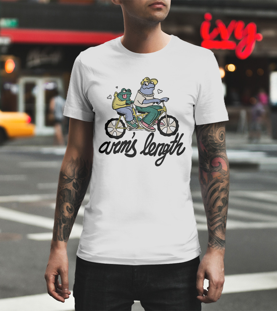 Arm's Length Frog And Toad Tandem Bicycle Hearts T-Shirt