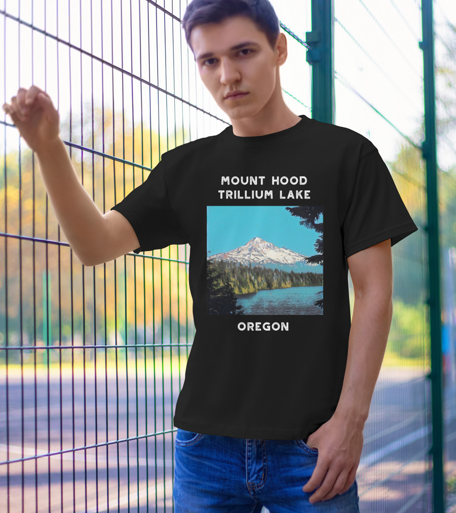 Mount Hood Trillium Lake Oregon T-Shirt
