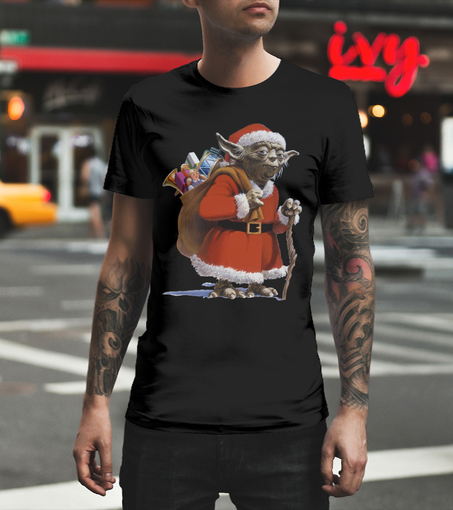 Star Wars Santa Yoda Carrying Sack Of Presents T-Shirt