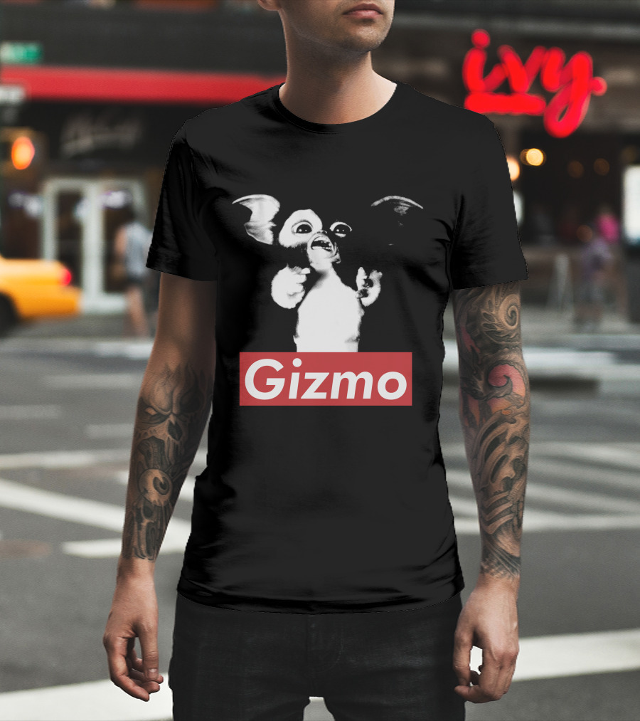 Gizmo Gremlins Vintage Style Black And White Image T-Shirt