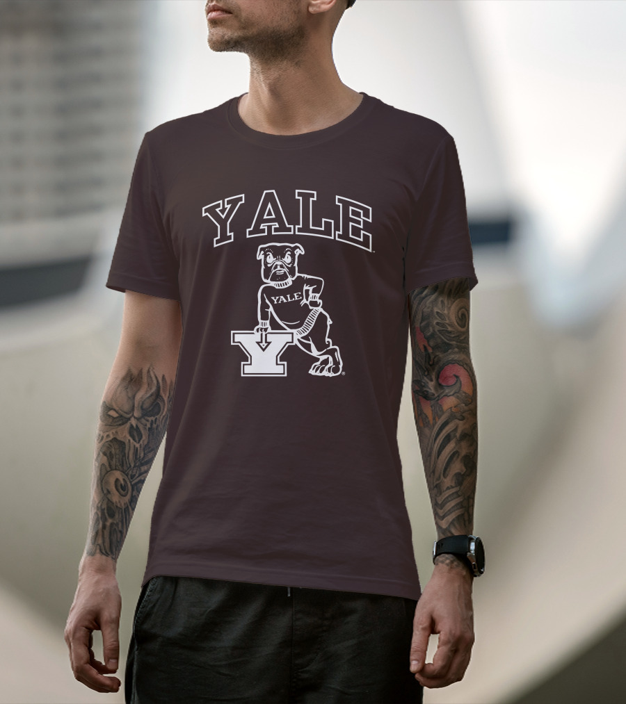 Yale Bulldogs Vintage Mascot Drawing T-Shirt