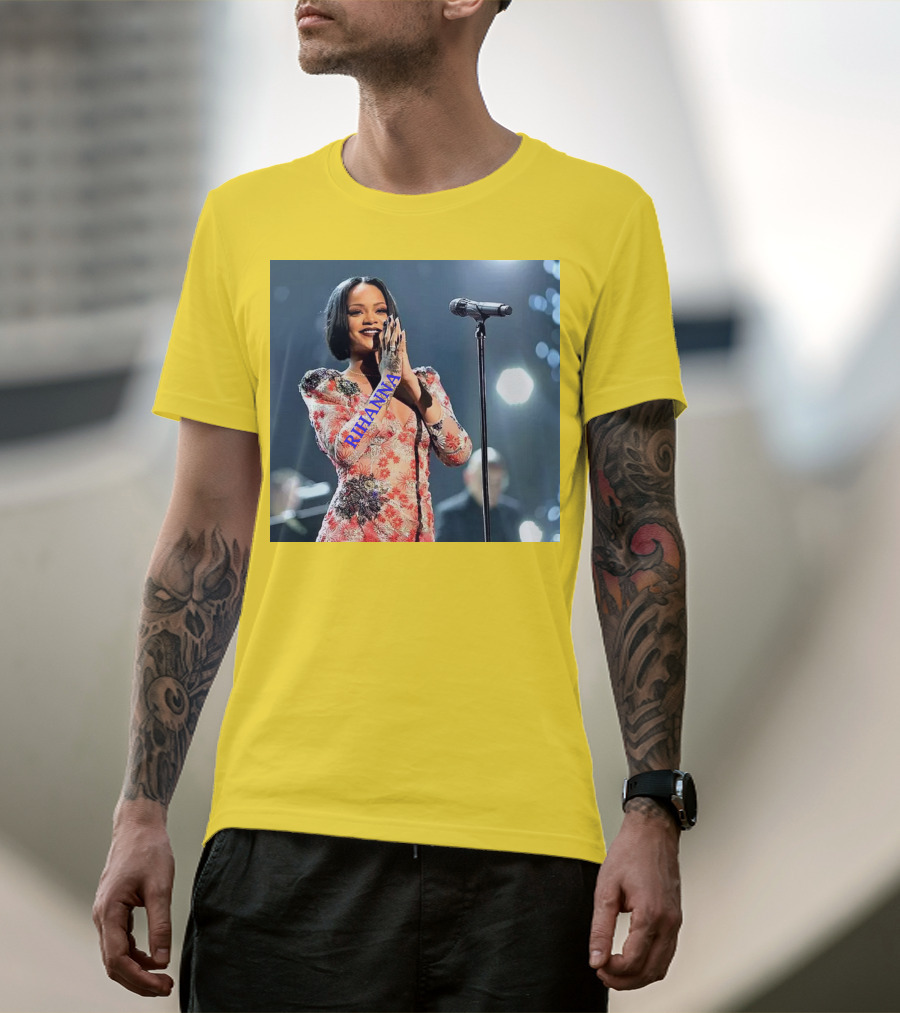 Rihanna Singer Songwriter Actress Performance Floral Dress T-Shirt