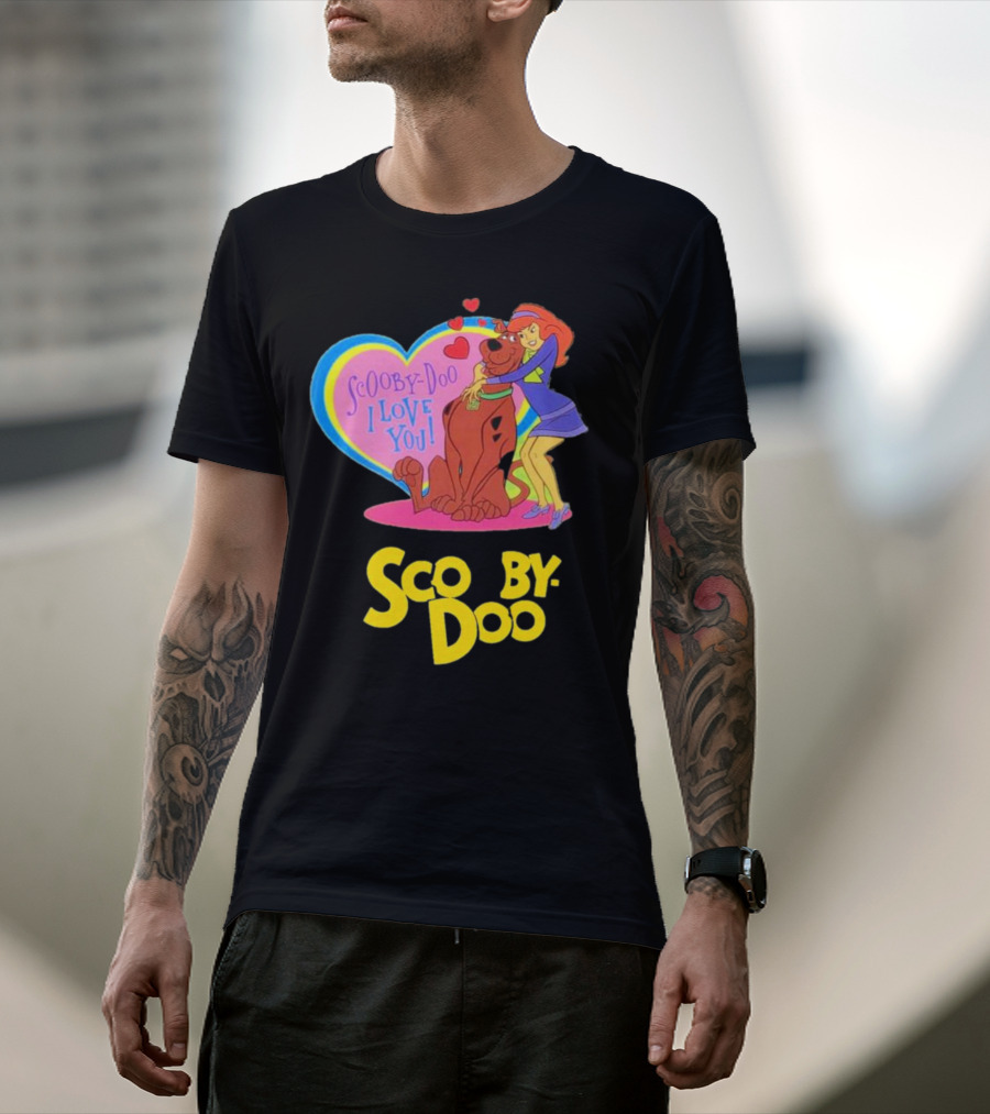 Scooby-Doo I Love You Heart And Hug With Daphne T-Shirt