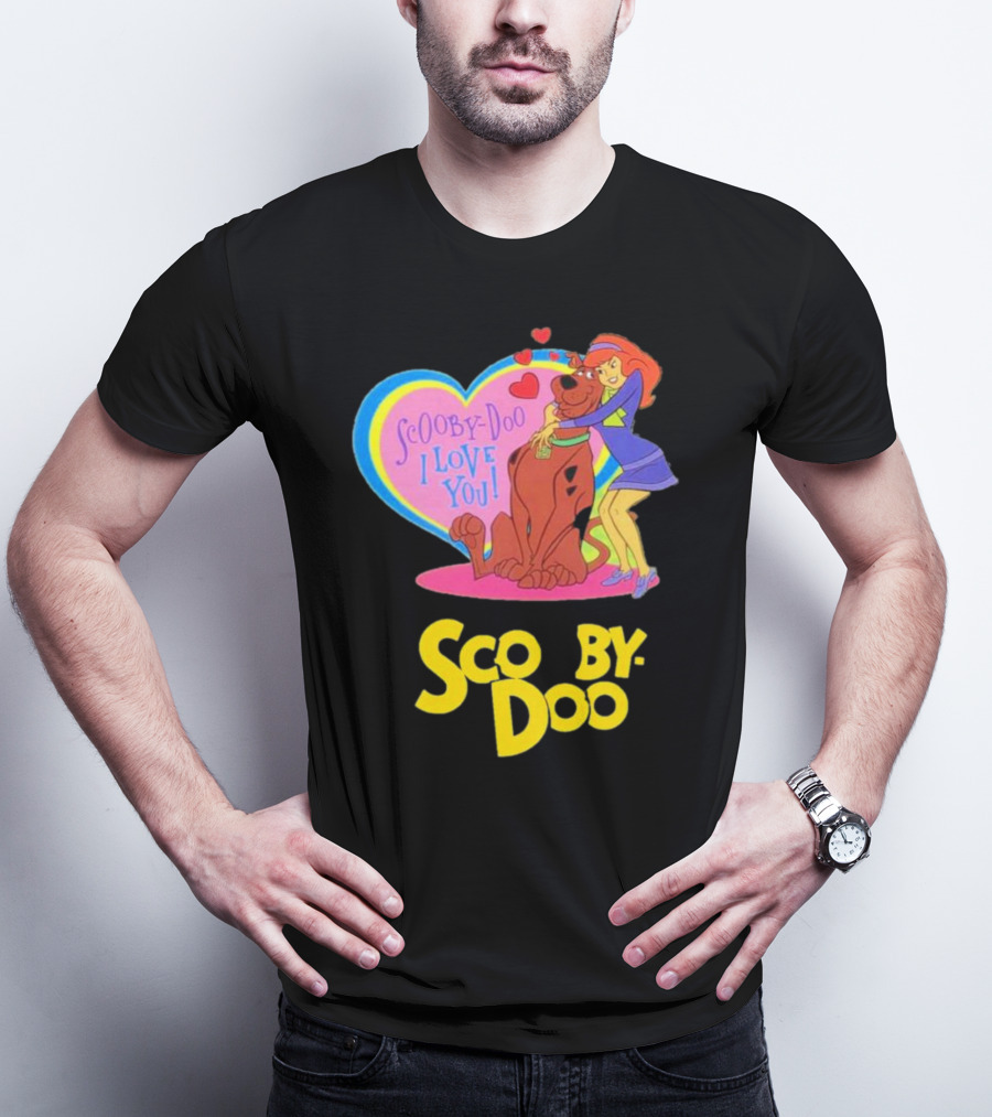 Scooby-Doo I Love You Heart And Hug With Daphne T-Shirt