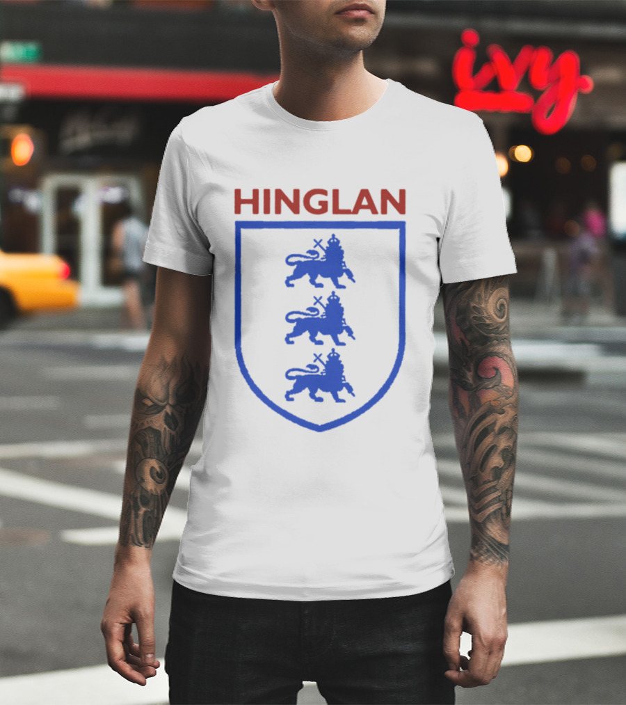 Hinglan Three Blue Lions Crest T-Shirt