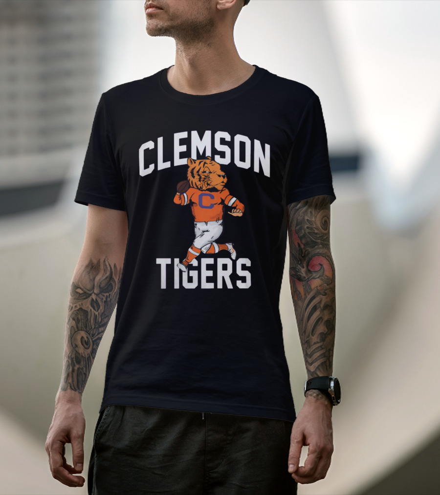 Clemson Tigers Vintage Style Retro Running Mascot T-Shirt