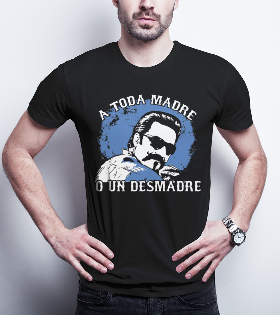 A Toda Madre O Un Desmadre Cool Mustache Sunglasses Dude Blue Circle T-Shirt