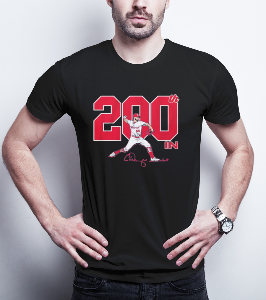 St. Louis Cardinals Adam Wainwright 200th Win Signature T-Shirt