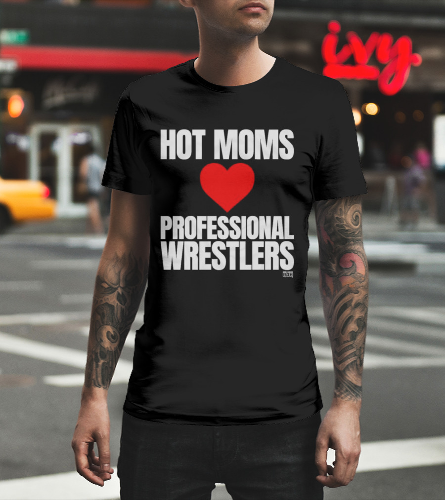 Hot Moms Love Professional Wrestlers ROH Maria Kanellis T-Shirt