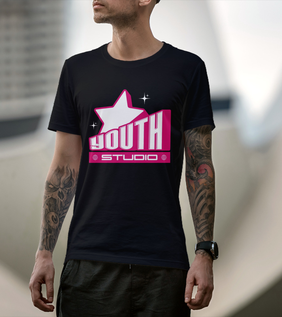 Youth Studio Magenta Y2k Streetwear T-Shirt