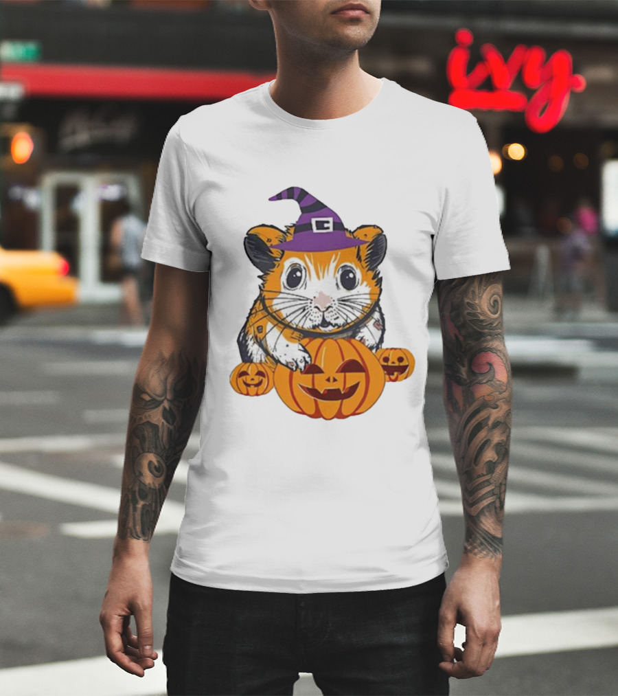 Halloween Guinea Pig With Witch Hat And Pumpkins T-Shirt