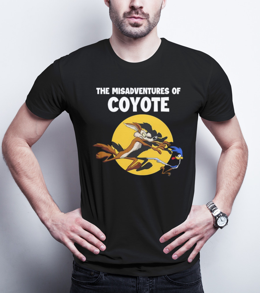 The Misadventures Of Coyote And Road Runner Chase Scene Moon背景 T-Shirt