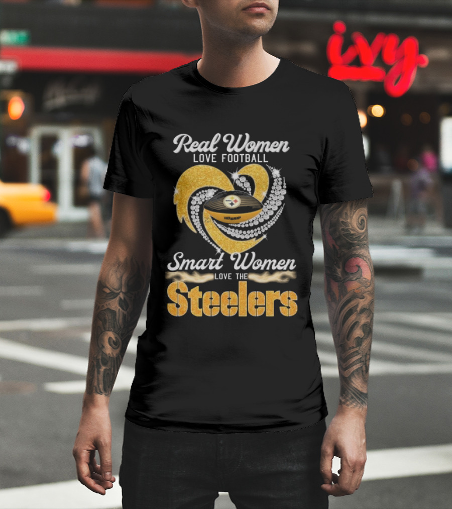 Real Women Love Football Smart Women Love The Steelers Diamond Heart T-Shirt