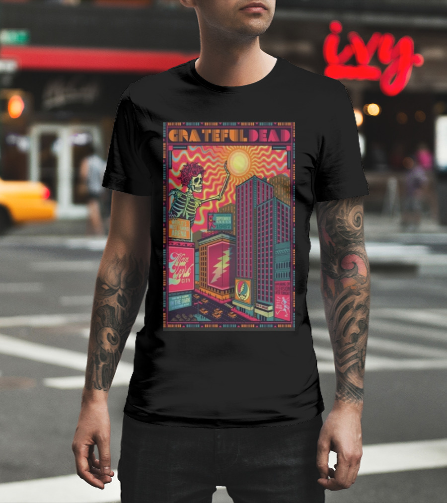 Grateful Dead World’s Most Famous Arena New York City September 15-20 1987 The New Album In The Dark T-Shirt