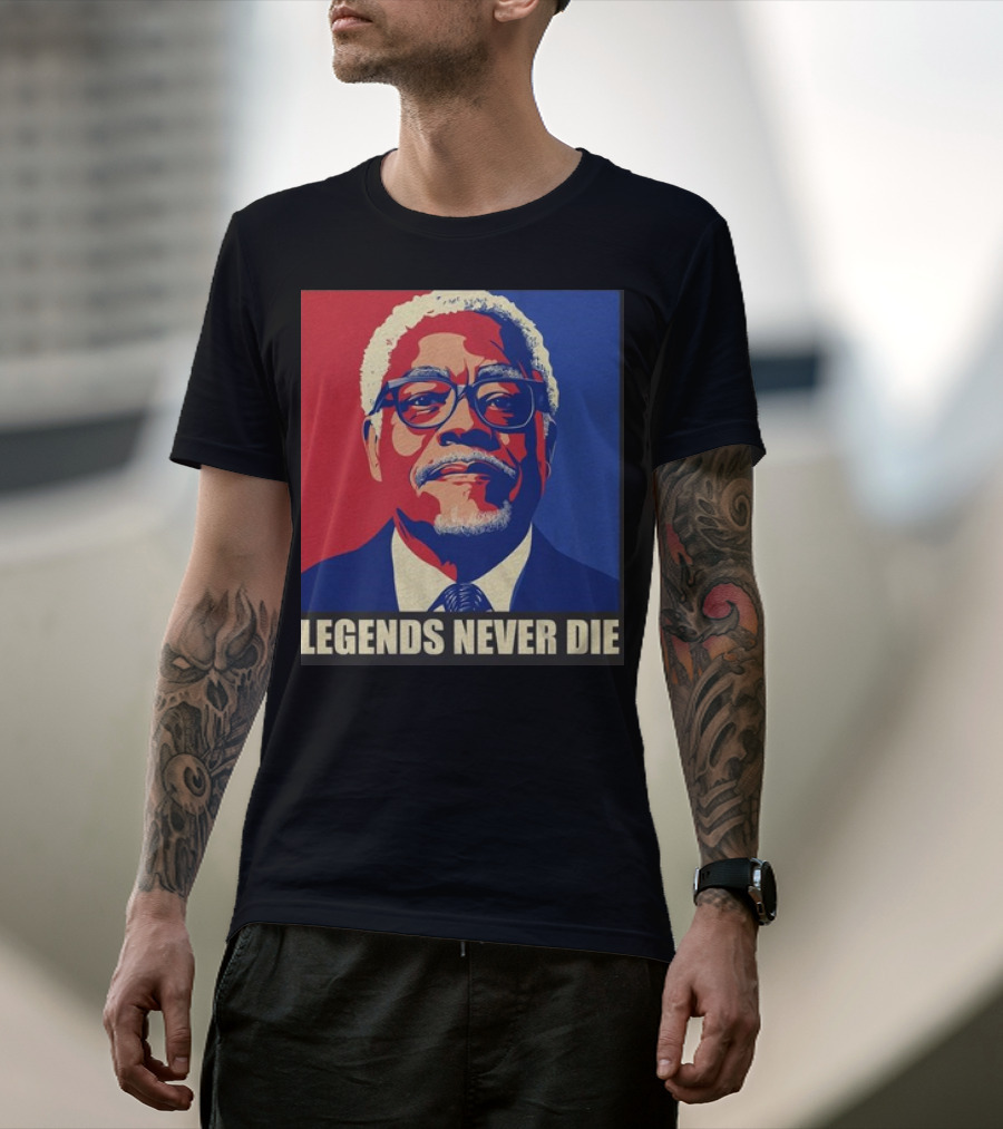 Rest In Peace James Earl Jones Legends Never Die Pioneering Icon Of Film And Stage T-Shirt