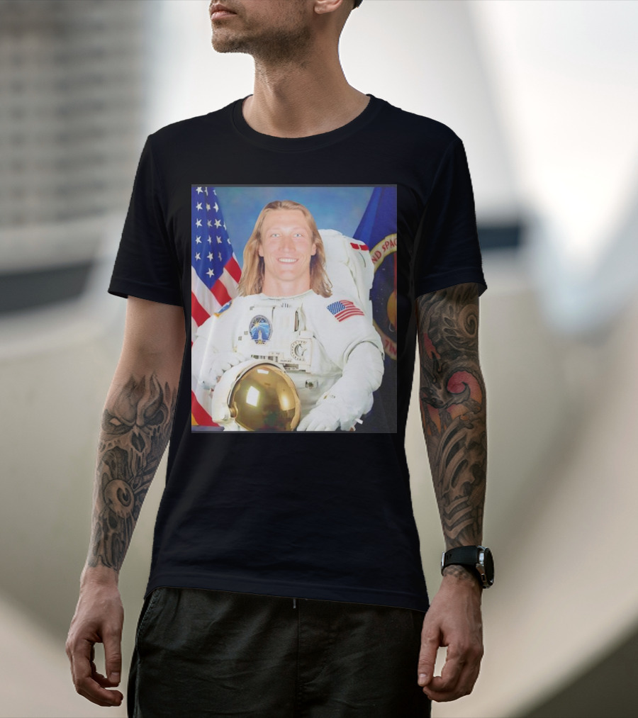 Trevor Lawrence Jacksonville Jaguars Win A Game Or Go To The Moon Astronaut USA Flag T-Shirt