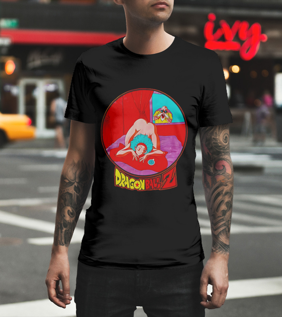 Dragon Ball Z Master Roshi Peeping Vintage Scene With Bulma T-Shirt