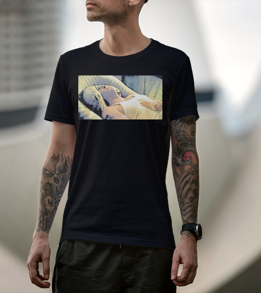 Tony Cums Retro Vintage Scene T-Shirt