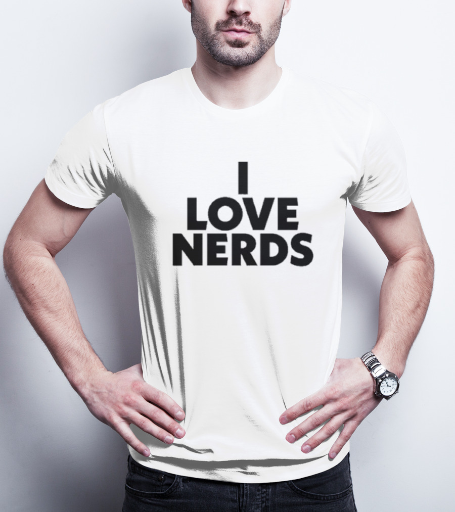 I Love Nerds Kim Kardashian Wearing T-Shirt