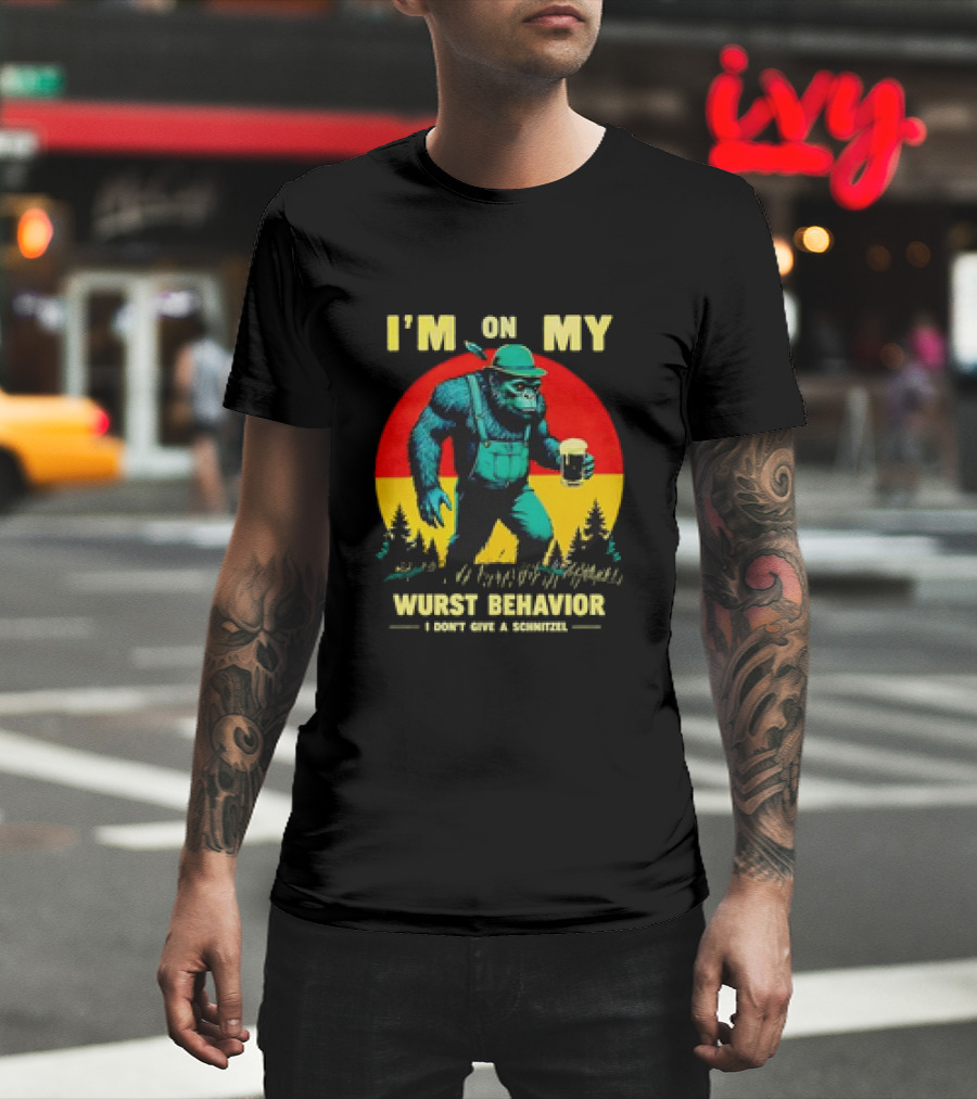 I'm On My Wurst Behavior I Don't Give A Schnitzel German Beer Wurst Funny Oktoberfest Retro T-Shirt