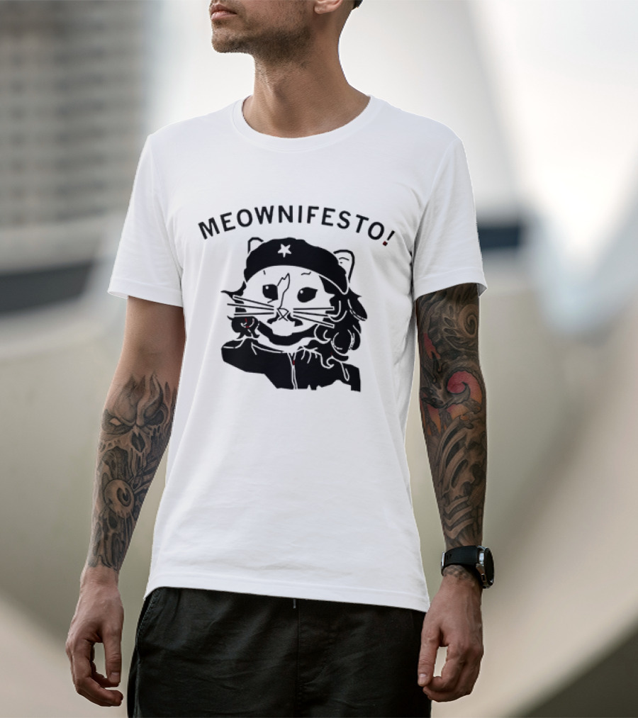 Meownifesto Cat Wearing Revolutionary Style Beret With Star T-Shirt