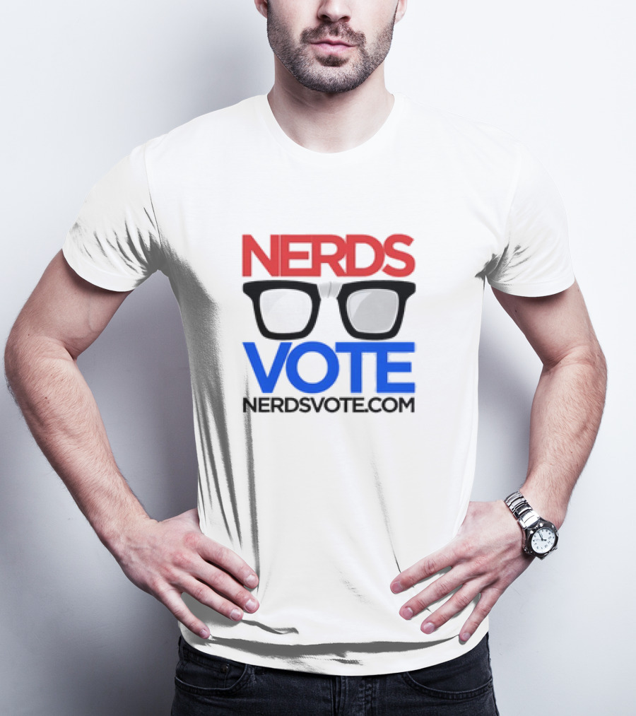 NERDSVOTE Classic Nerdsvote.com Glasses Logo Red Blue T-Shirt