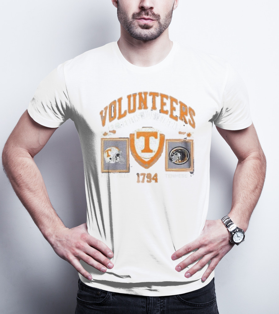 Volunteers Tennessee 1794 Knoxville ET Veritas Liberabit Football Helmet T-Shirt