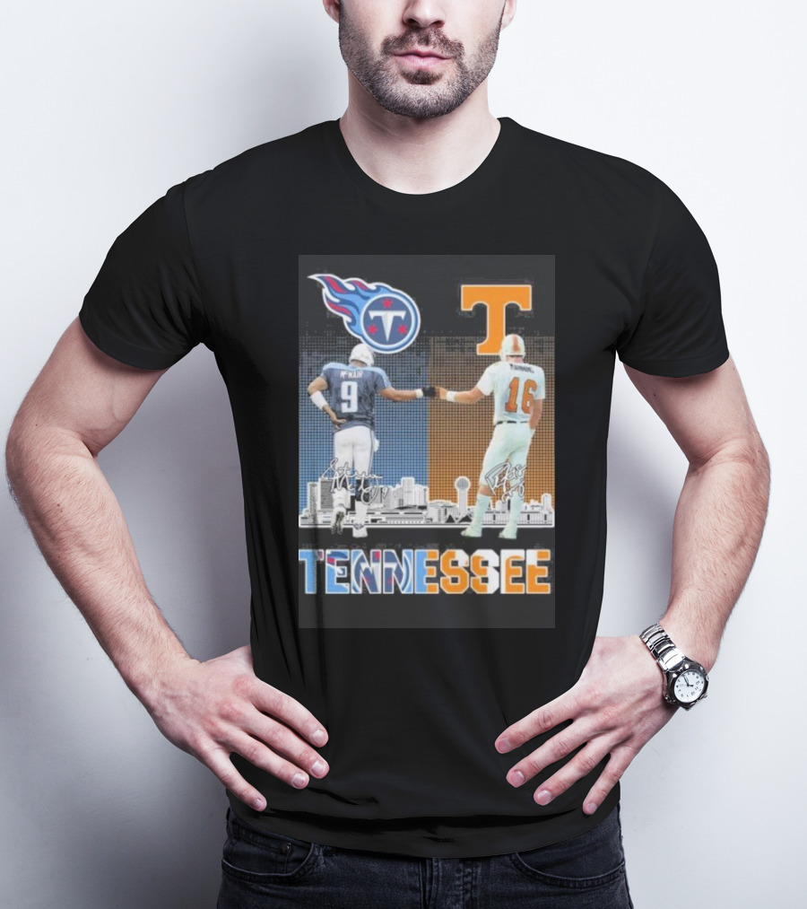 Tennessee Titans Steve McNair Peyton Manning Volunteers Skyline T-Shirt