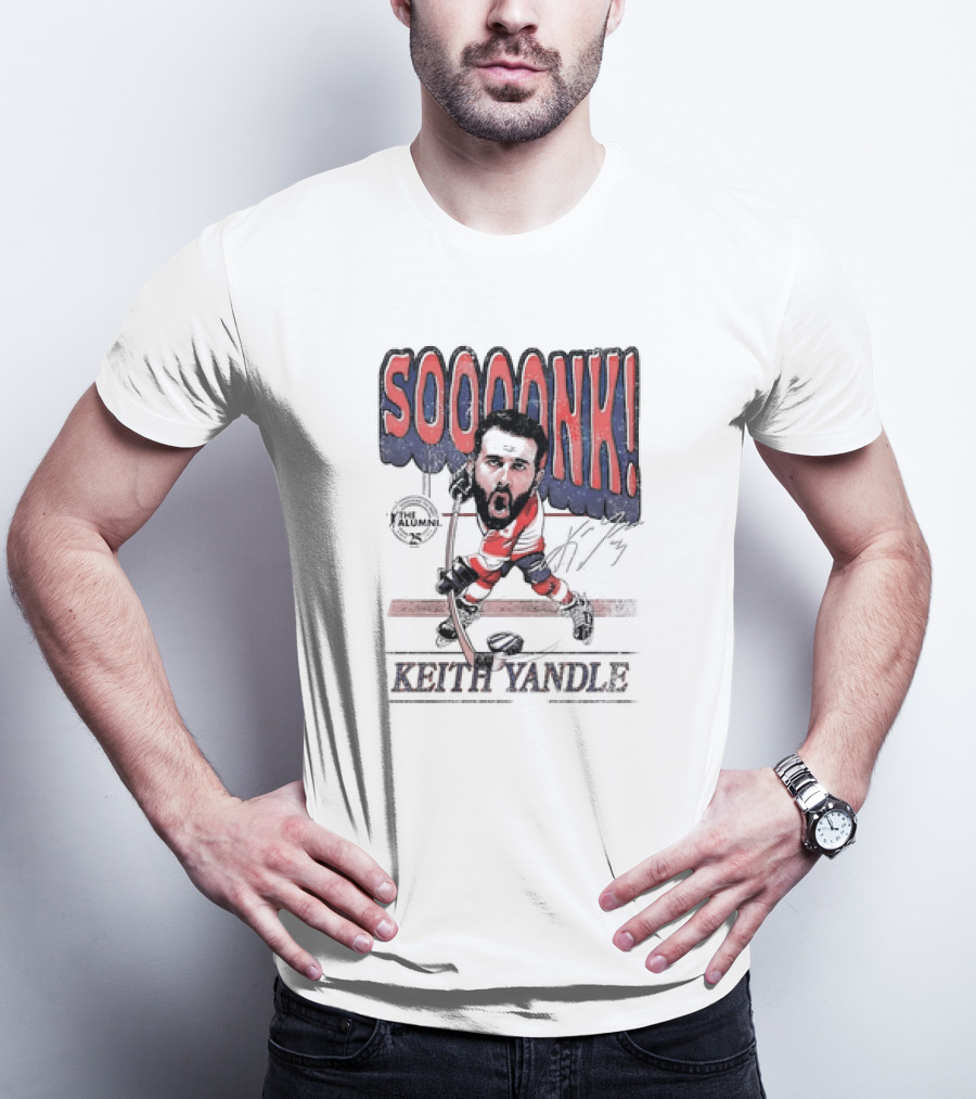SOOOOONK Keith Yandle Philadelphia Flyers The Alumni Signature Caricature T-Shirt