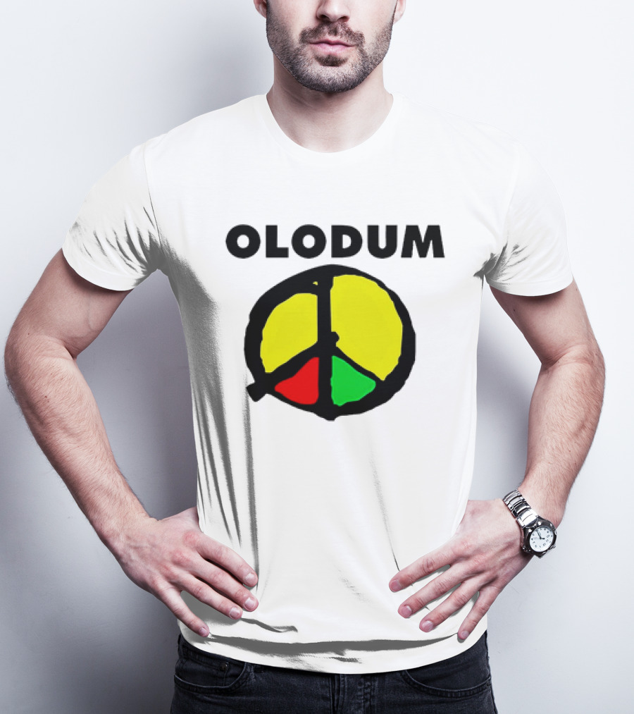 Olodum Peace Symbol With Red Yellow Green Segments T-Shirt