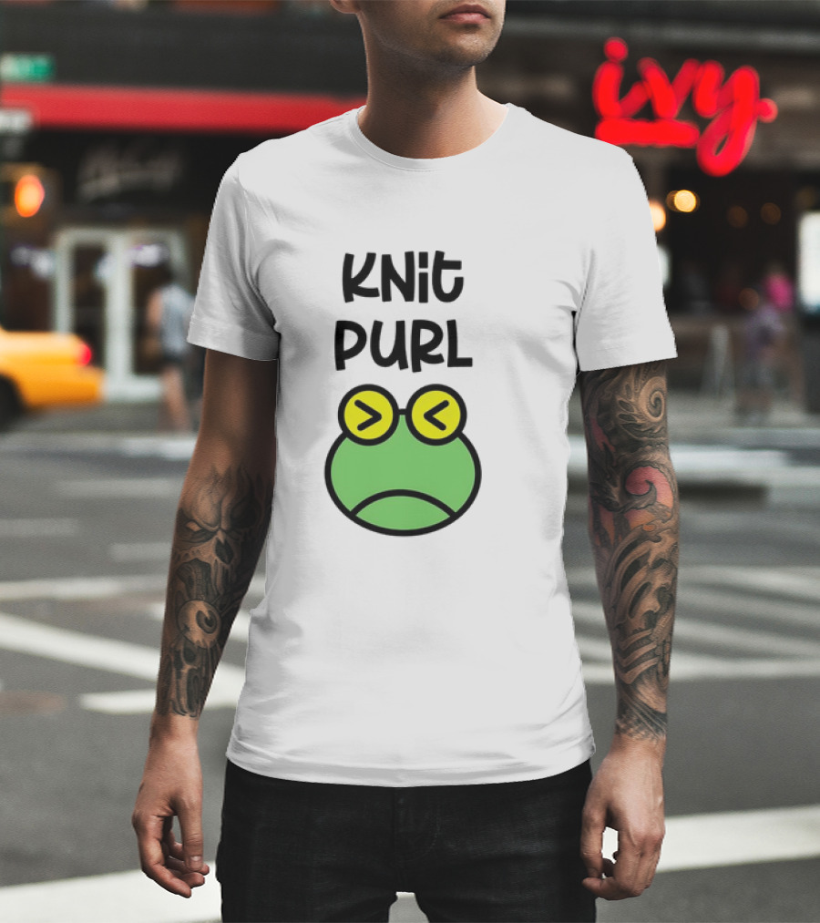Knit Purl Frog With Glasses Pouting Face T-Shirt