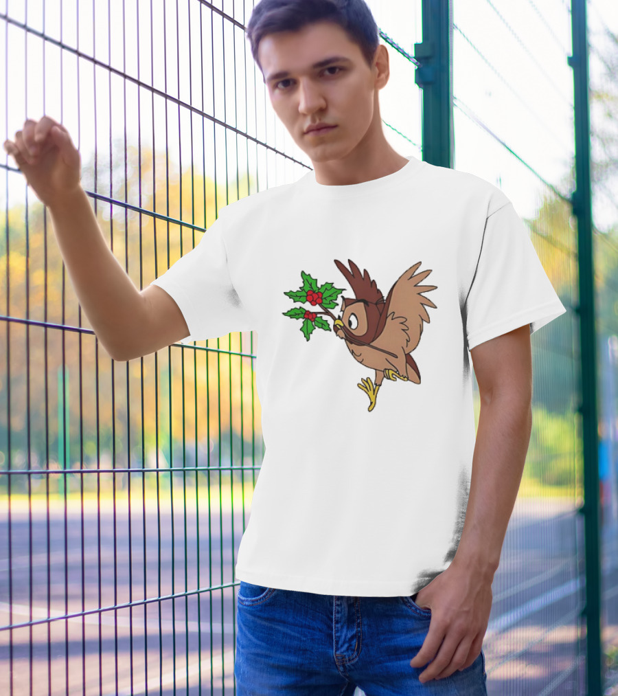 Owl With Holly Branch Festive Christmas Classic T-Shirt
