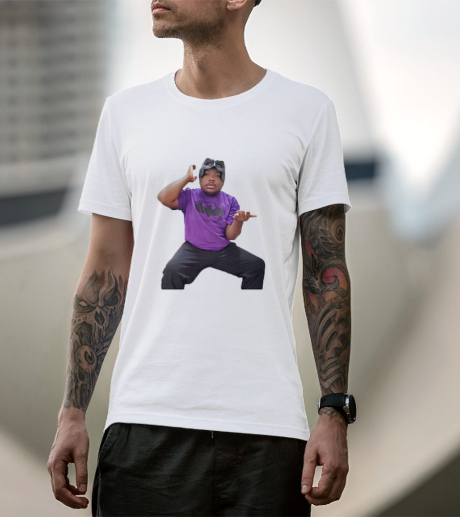 Darius Tiktok Autism Irisa Classic Batman Mask And Pose T-Shirt