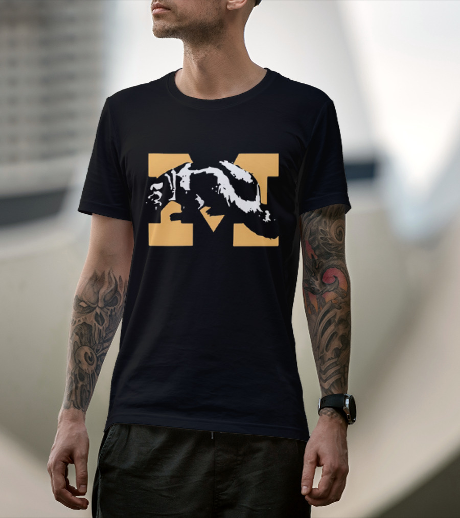 Michigan Wolverines Vintage Mascot M T-Shirt