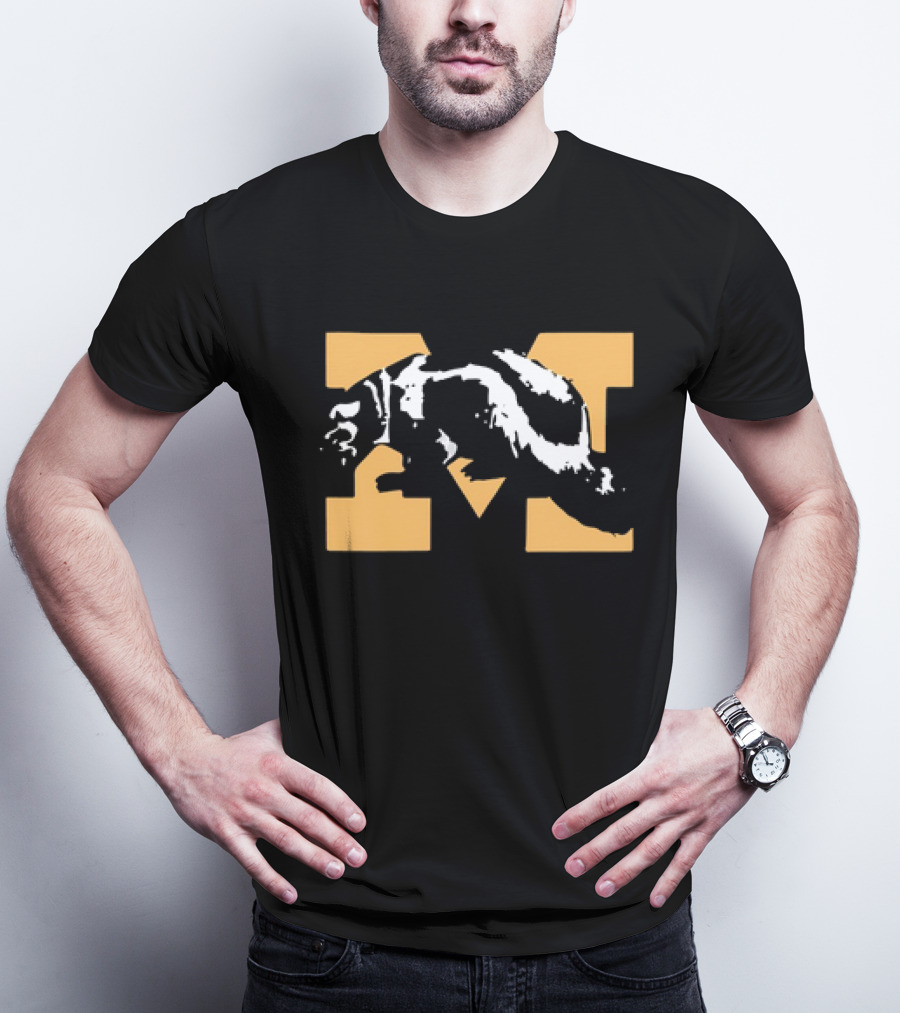 Michigan Wolverines Vintage Mascot M T-Shirt