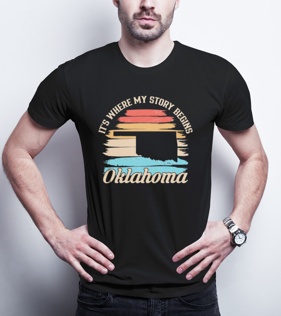 It's Where My Story Begins Oklahoma Map Vintage Retro Stripes T-Shirt