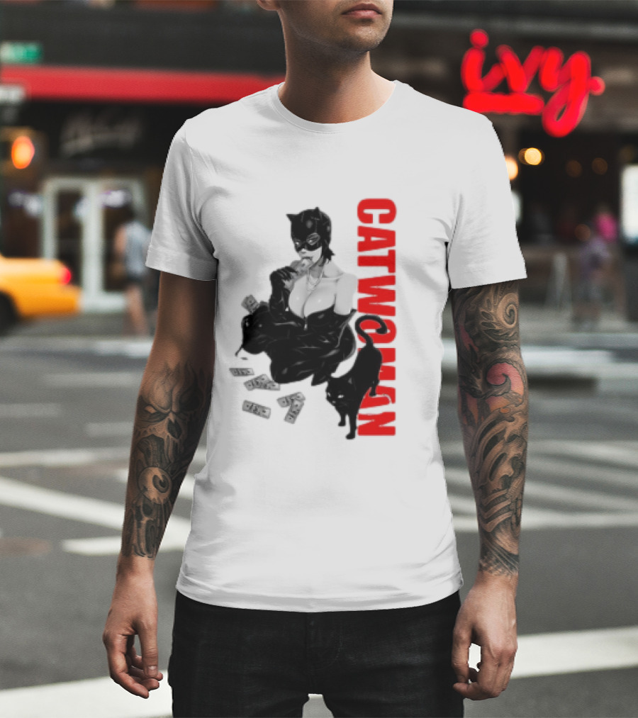Catwoman Cartoon Noir With Money And Black Cat T-Shirt