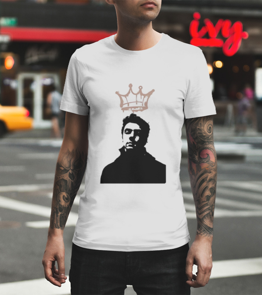 Mangione King Graffiti Crown Portrait Fitted Scoop T-Shirt
