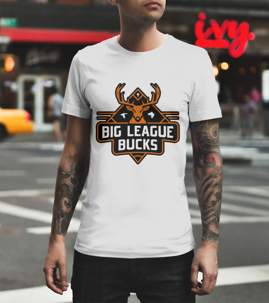Big League Bucks Deer Antlers Hunting Badge Emblem T-Shirt