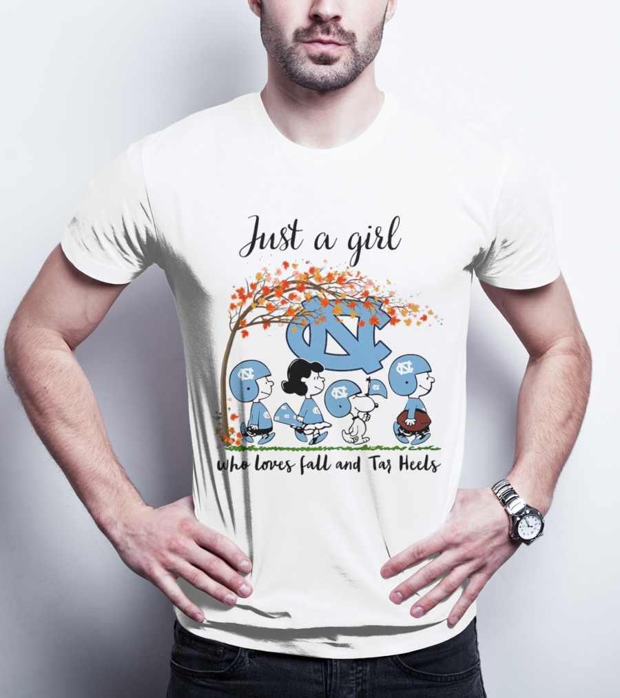 Just A Girl Who Loves Fall And Tar Heels Peanuts Cartoon Halloween T-Shirt