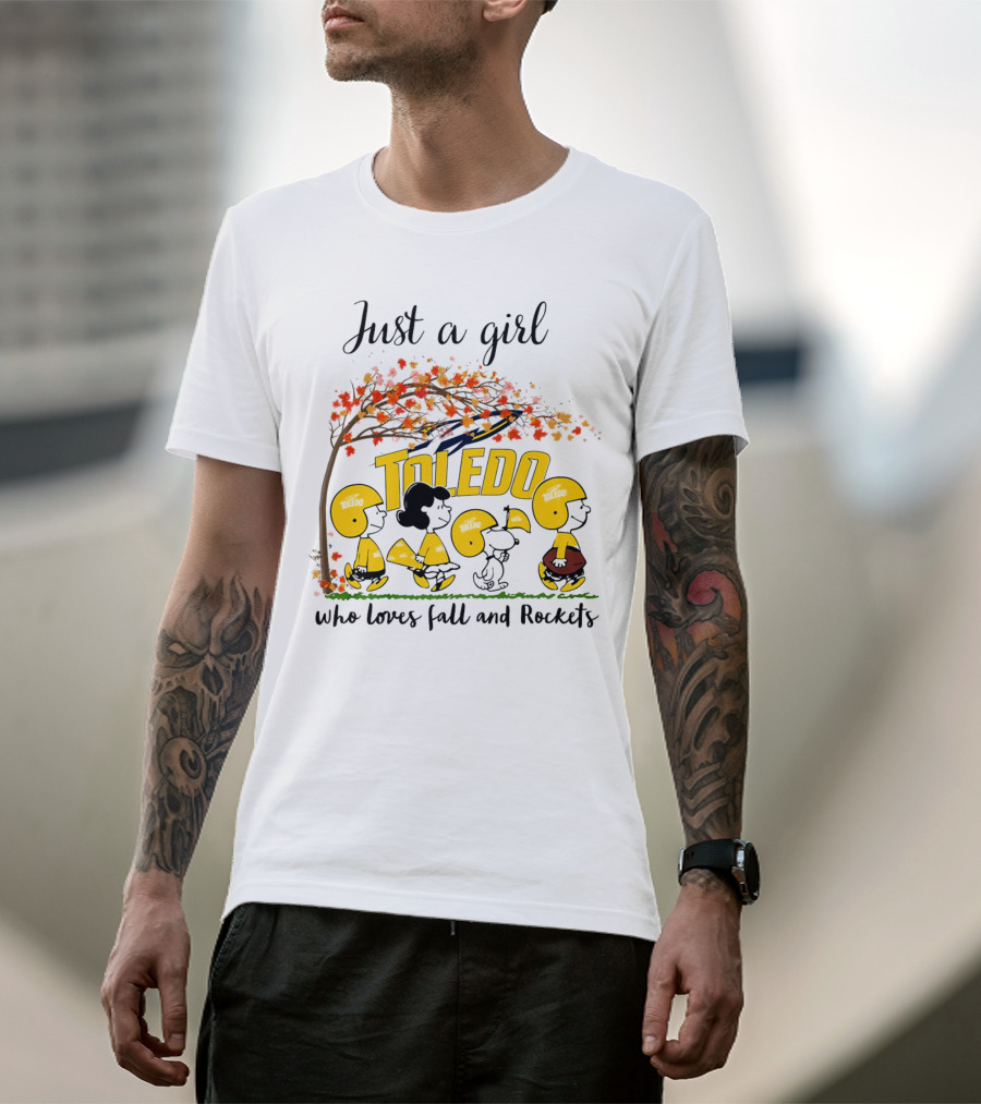Just A Girl Who Loves Fall And Toledo Rockets Peanuts Cartoon T-Shirt