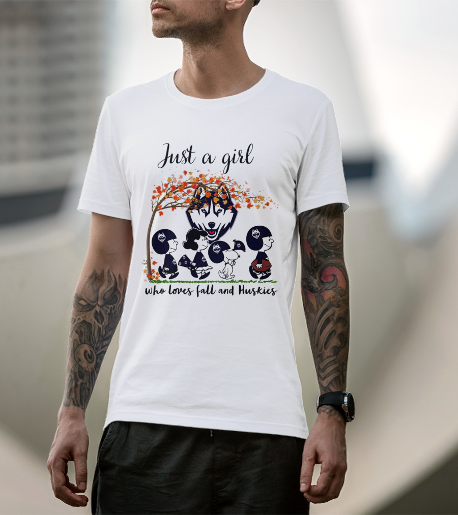Just A Girl Who Loves Fall And Huskies Peanuts Cartoon T-Shirt