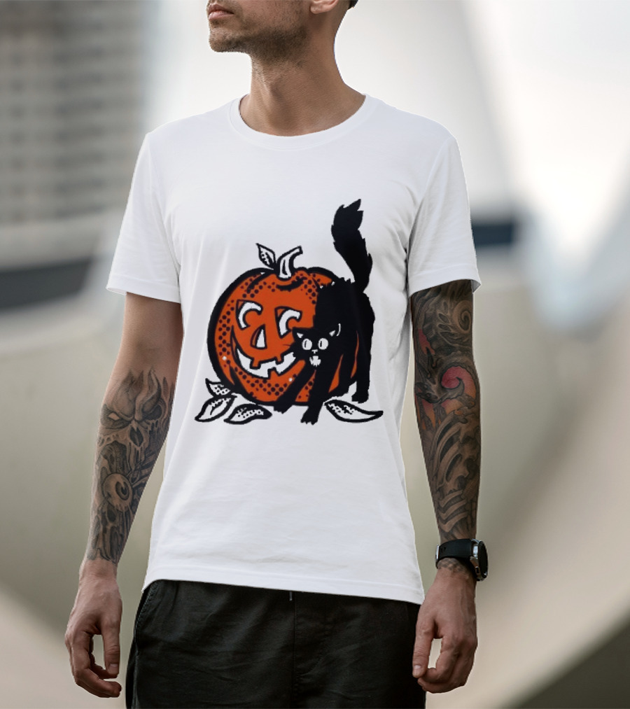 Vintage Halloween Pumpkin And Black Cat T-Shirt