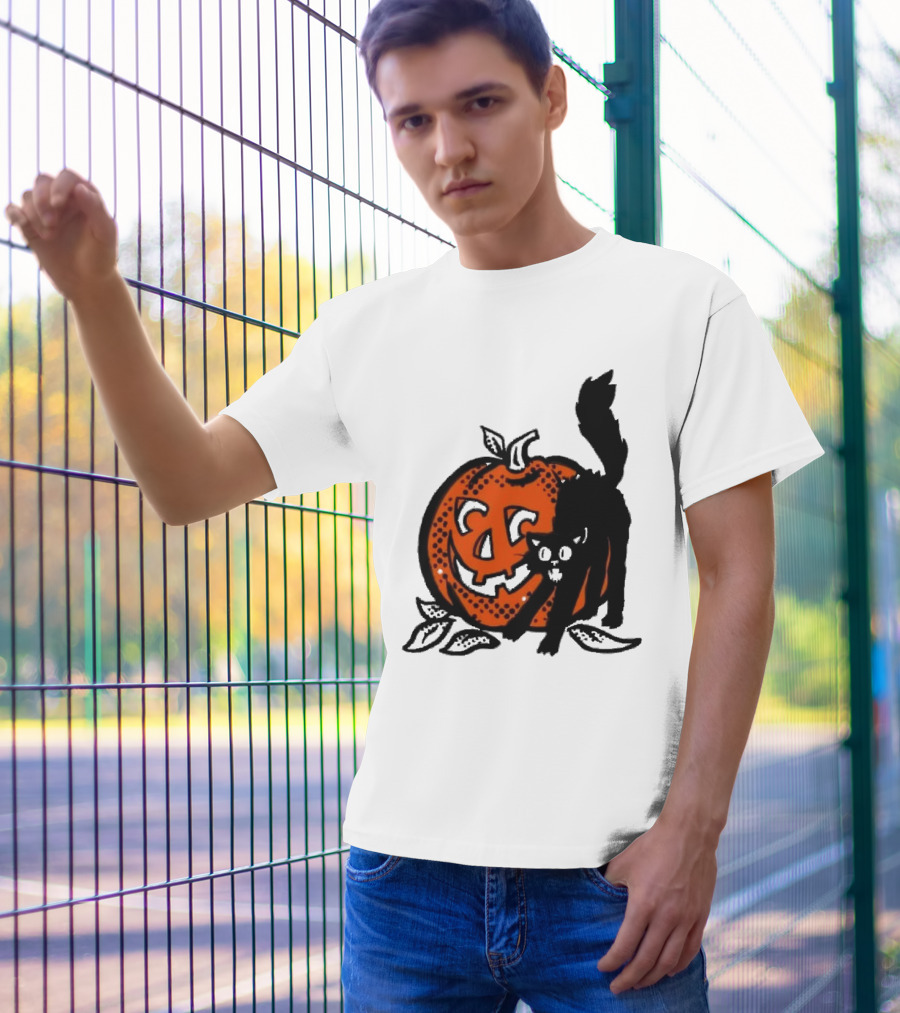 Vintage Halloween Pumpkin And Black Cat T-Shirt