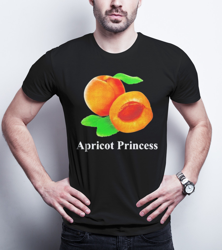Apricot Princess Fruit Illustration With Leaf Detailing T-Shirt