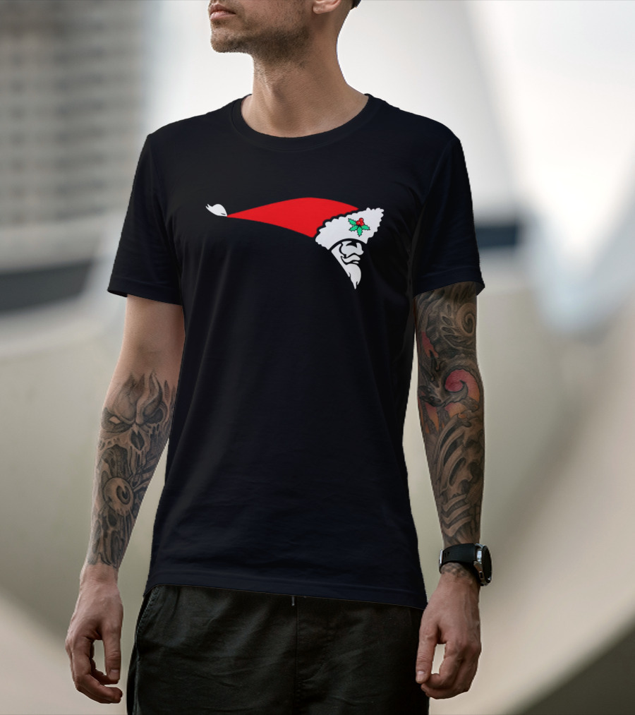 New England Patriots Santa Hat Christmas Day T-Shirt