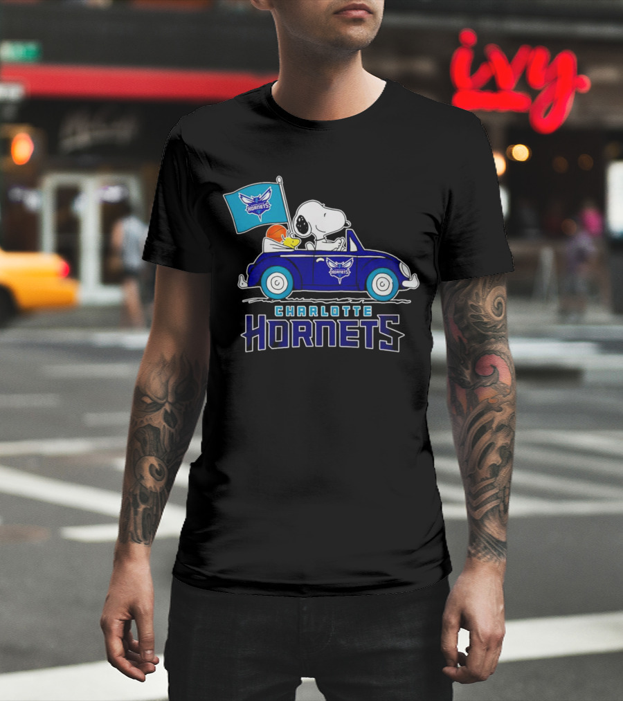 Charlotte Hornets Snoopy Dog Driving Car With Flag T-Shirt