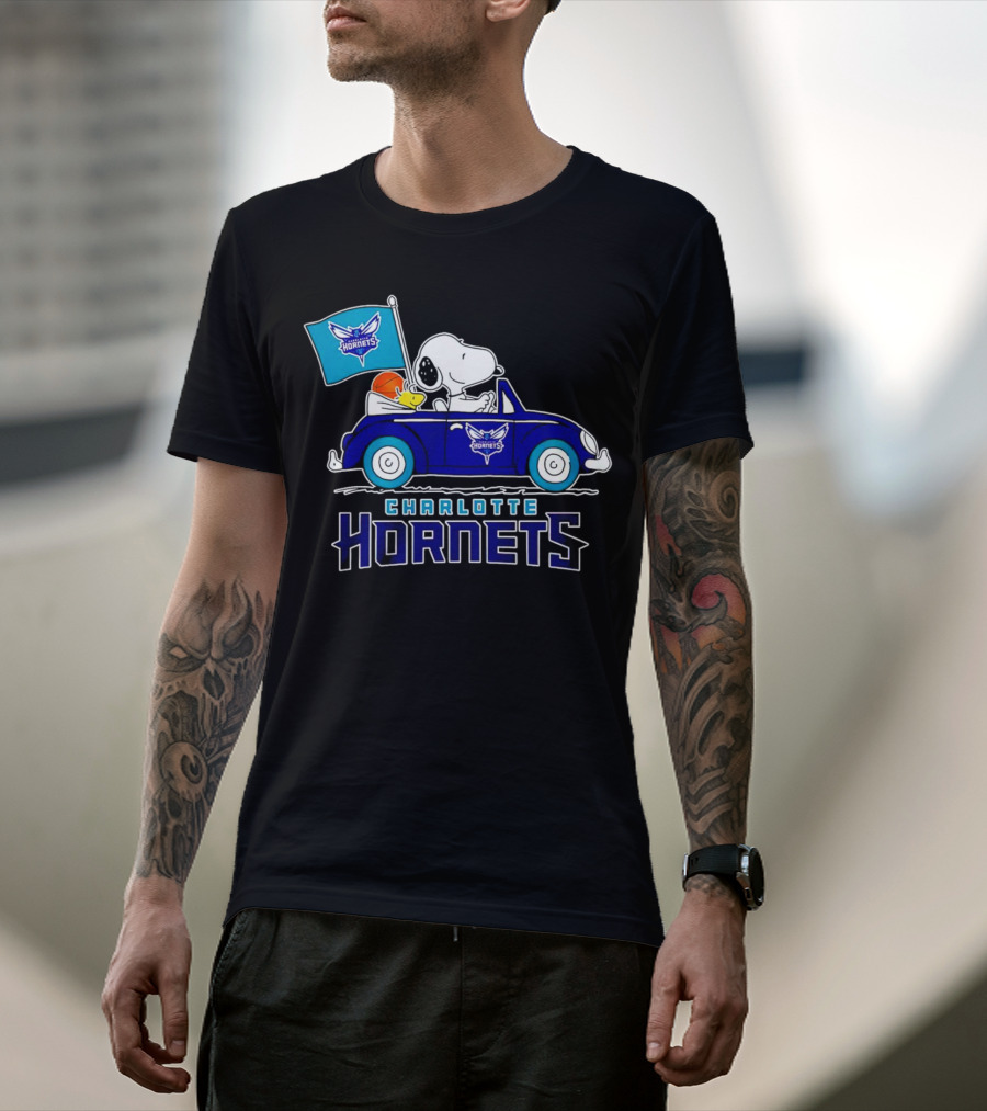Charlotte Hornets Snoopy Dog Driving Car With Flag T-Shirt