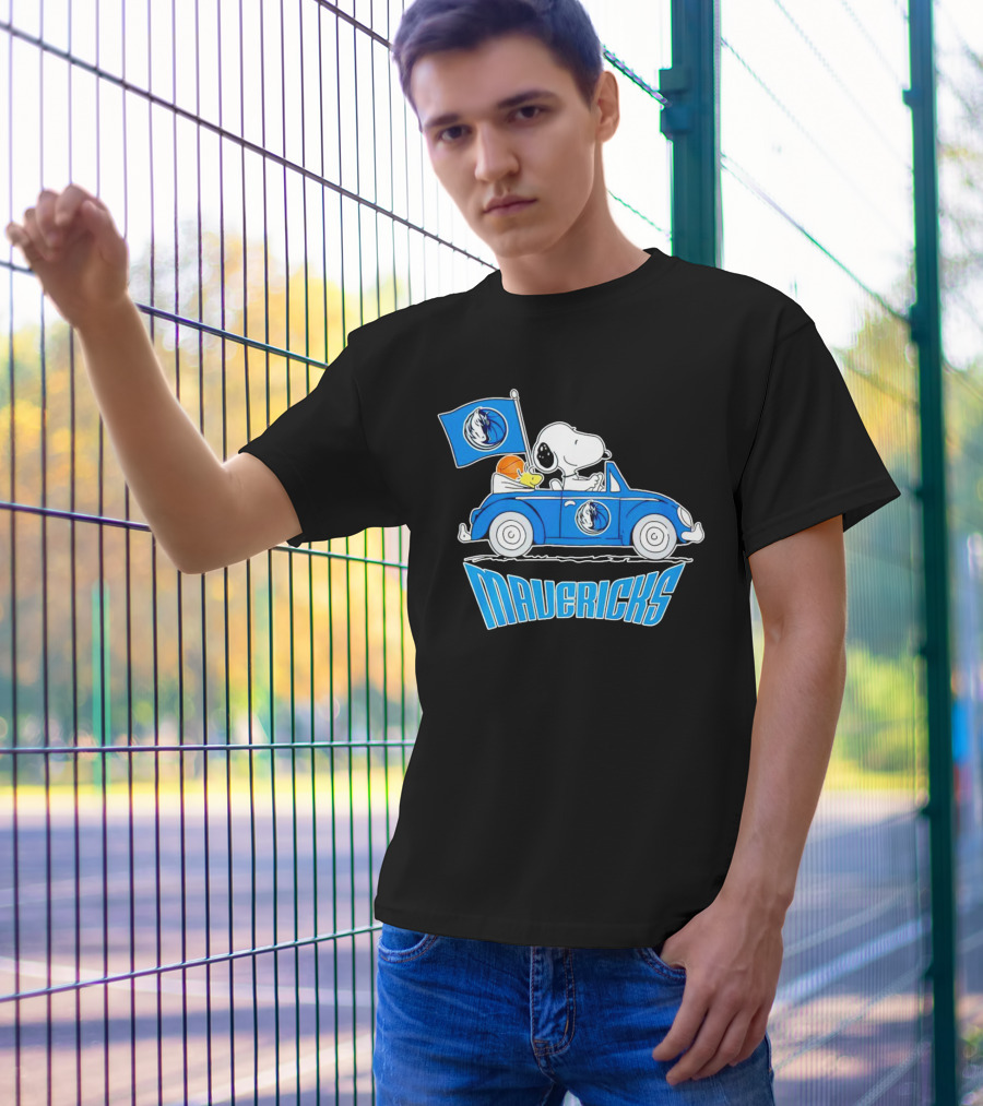 Mavericks Basketball Snoopy Driving Car With Logo Flag T-Shirt