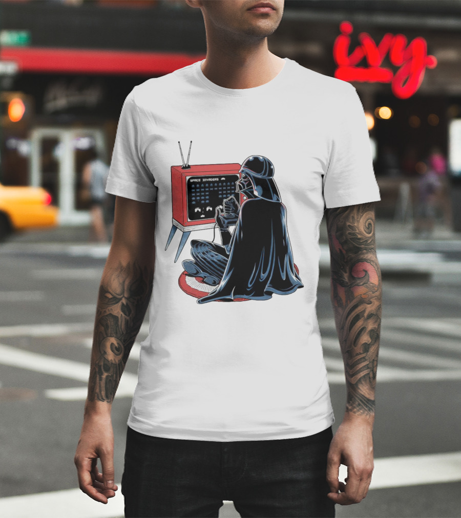 Nostalgic Darth Vader Playing Space Invaders On Retro TV T-Shirt